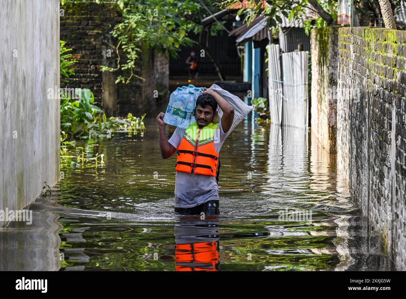 Feni flood 2024 hi-res stock photography and images - Alamy