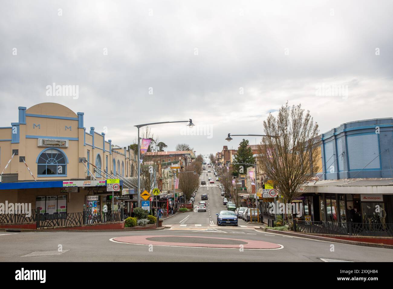 Katoomba Street in Katoomba in the Blue Mountains to the west of Sydney ...