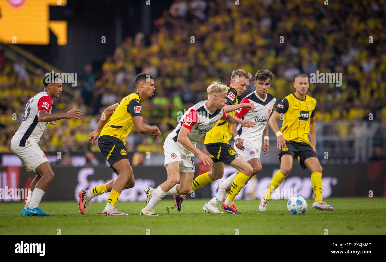Oscar muller hi-res stock photography and images - Alamy