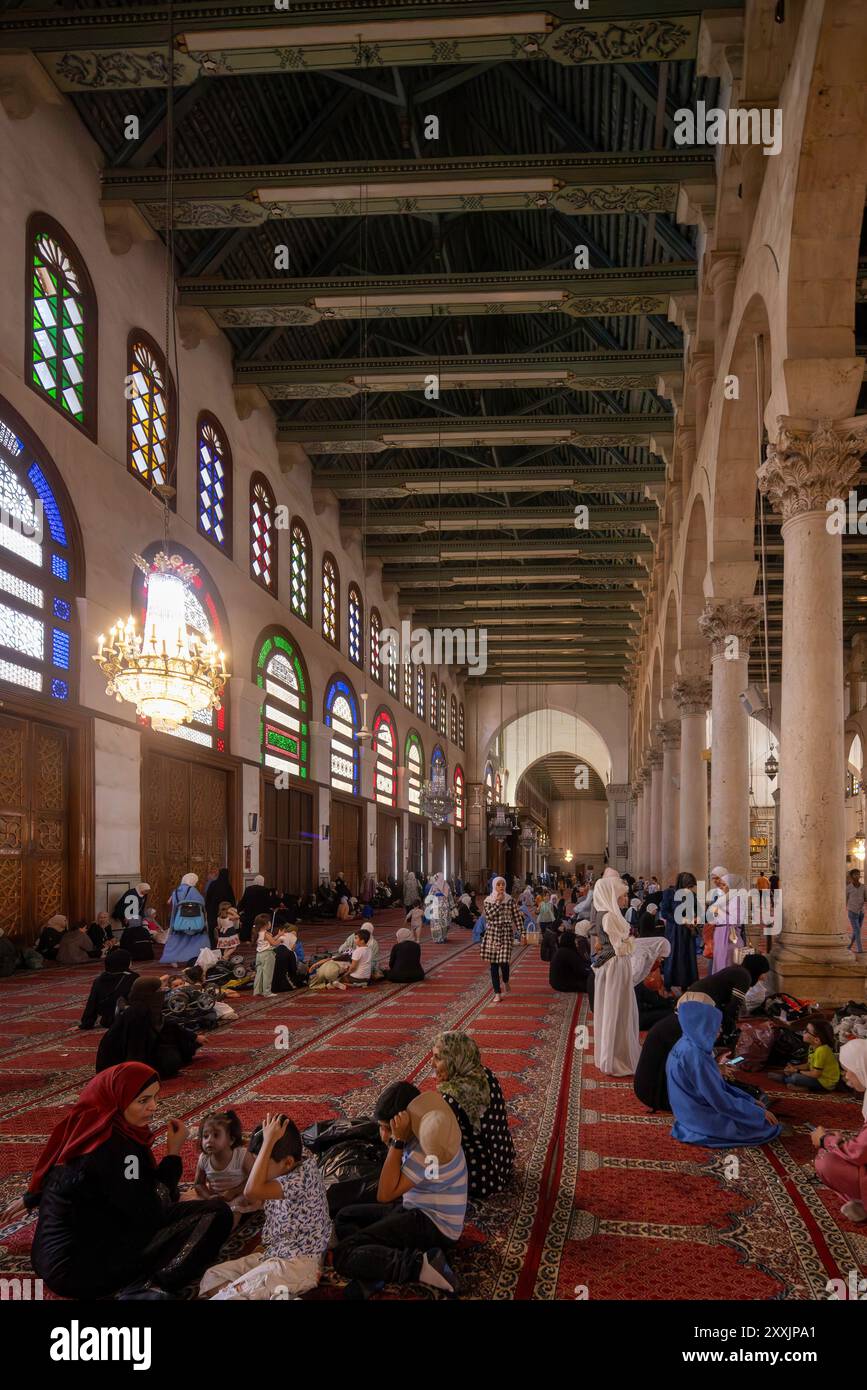 interior of prayer hall, Great Mosque of Damascus, Syria Stock Photo ...