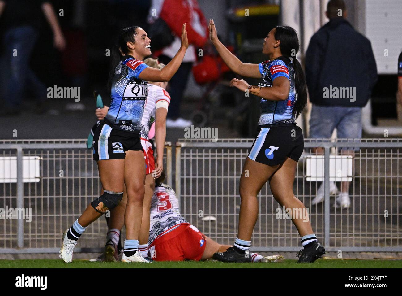 Wollongong, Australia. 25th Aug, 2024. Georgia Ravics of the Sharks ...