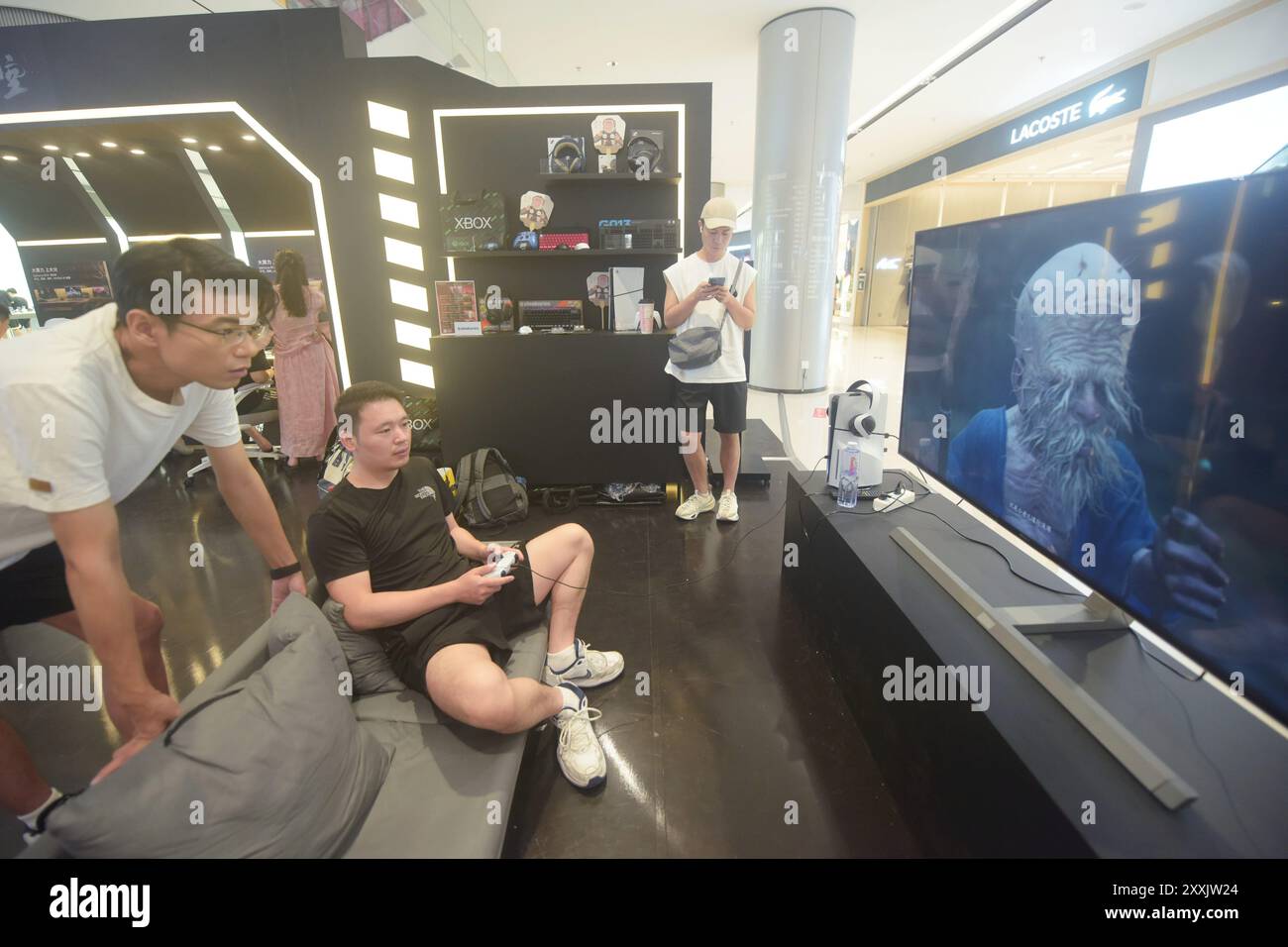 HANGZHOU, CHINA - AUGUST 25, 2024 - Customers play the first Chinese ...