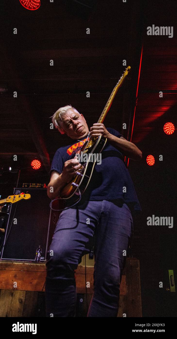 Russell broom hi-res stock photography and images - Alamy