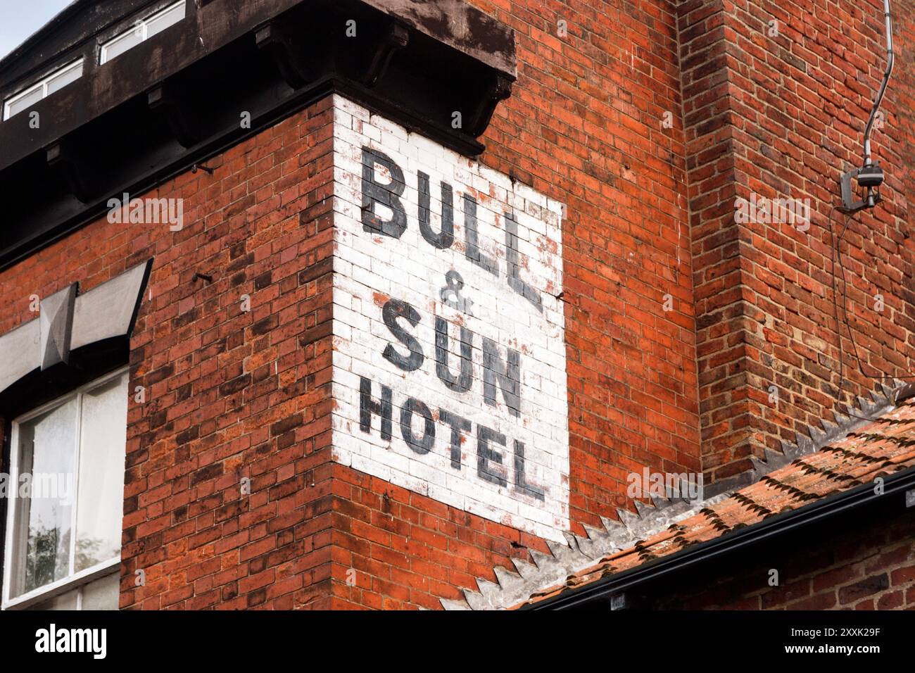 Painted sign for the Bull & Sun pub. Bridlington Old Town Stock Photo ...