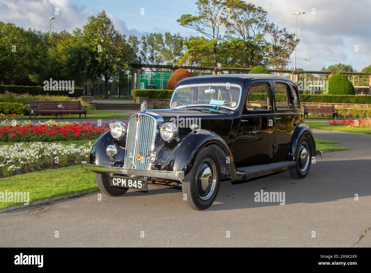 Rover vintage cars 1940s hi-res stock photography and images - Alamy