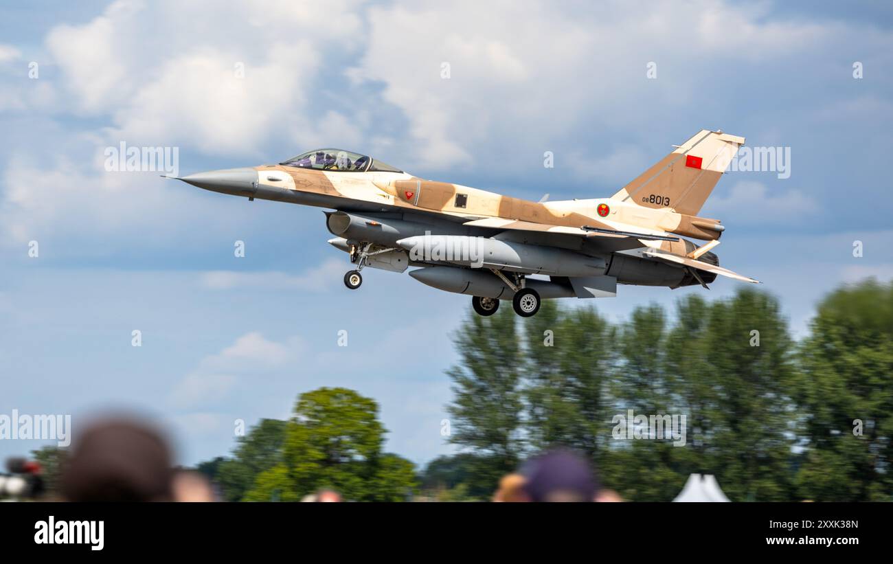 Moroccan Air Force - Lockheed Martin F-16 Fighting Falcon, arriving at ...