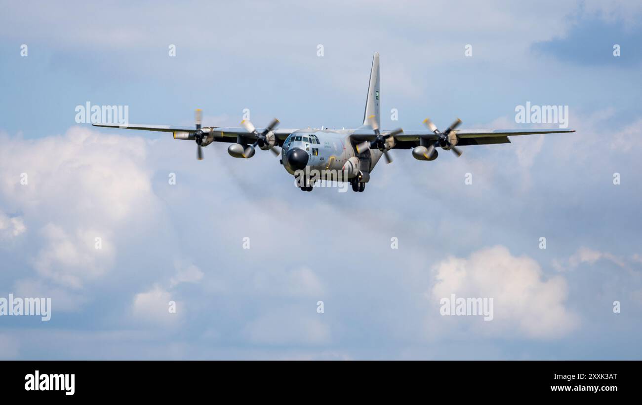 Royal Saudi Air Force - Lockheed C-130H Hercules, arriving at RAF ...
