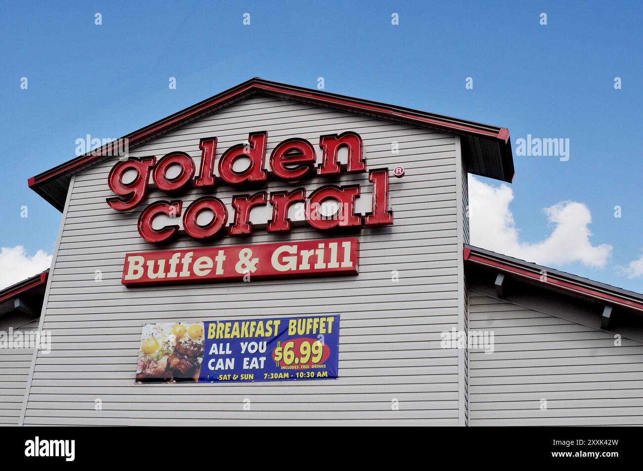 Kingman/ Arizona / USA / 10.September 2019 /Golden corral buffet ...