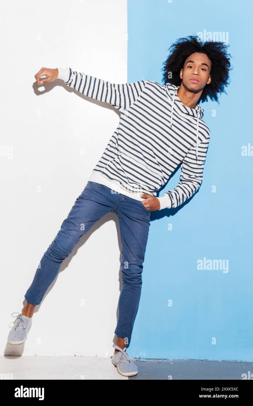 African fashion in motion hi-res stock photography and images - Alamy