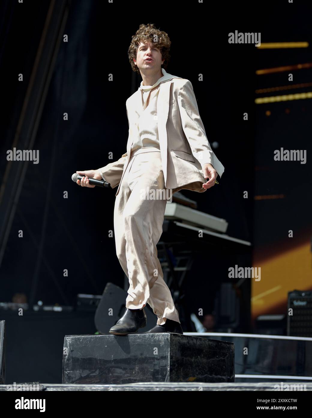 The kooks uk hi-res stock photography and images - Alamy