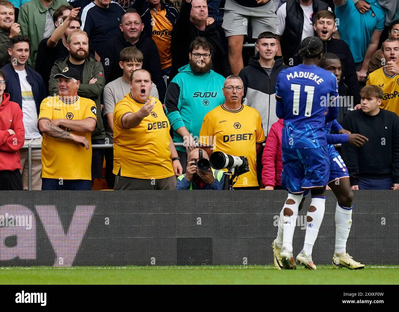 Noni madueke chelsea wolves 2024 hi-res stock photography and images ...