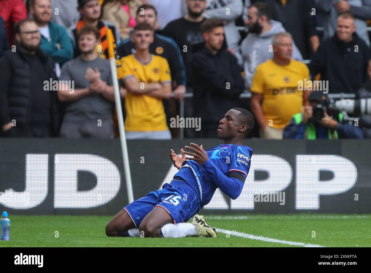 Nicolas Jackson of Chelsea celebrates his goal to make it 0-1 during ...