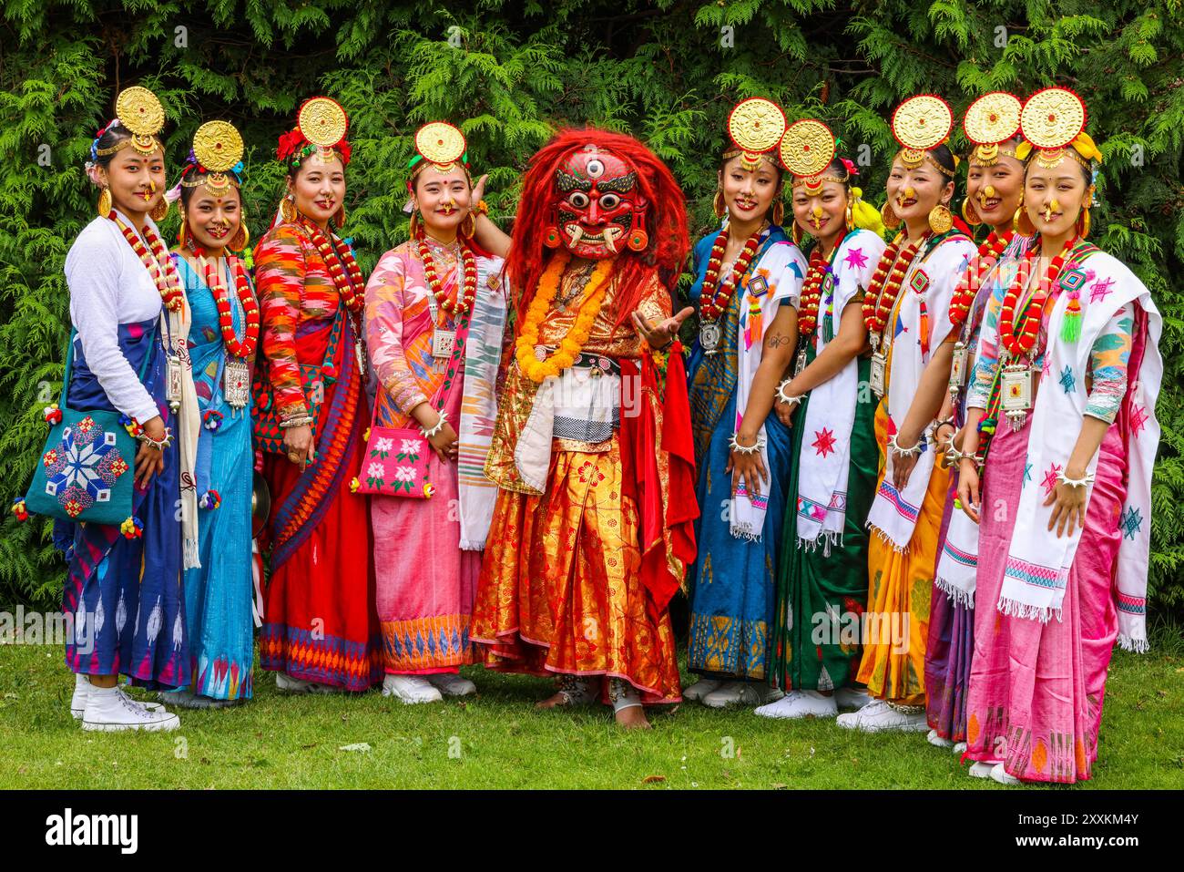Limbu girls from nepal hi-res stock photography and images - Alamy