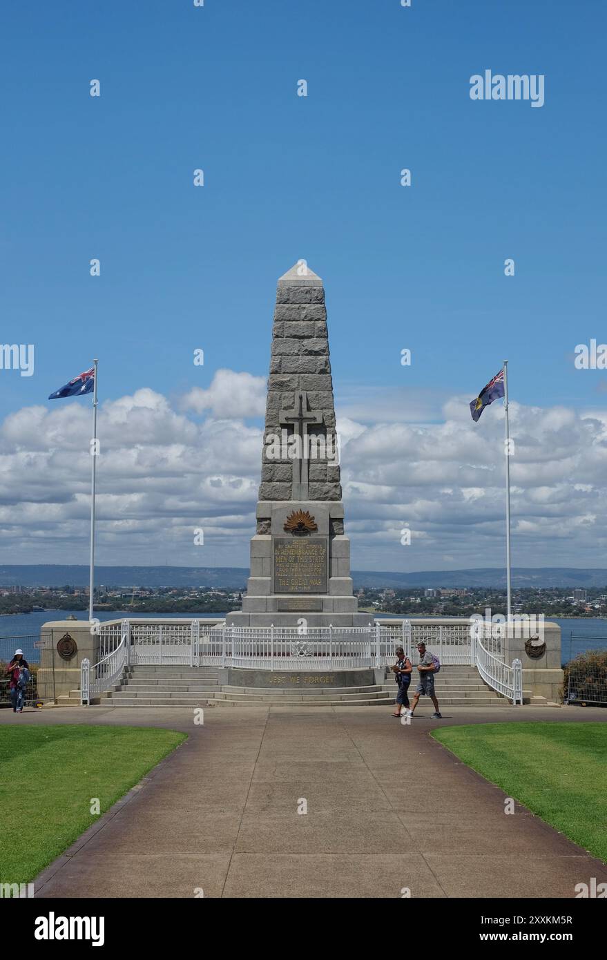 Anzac day australia flags hi-res stock photography and images - Alamy