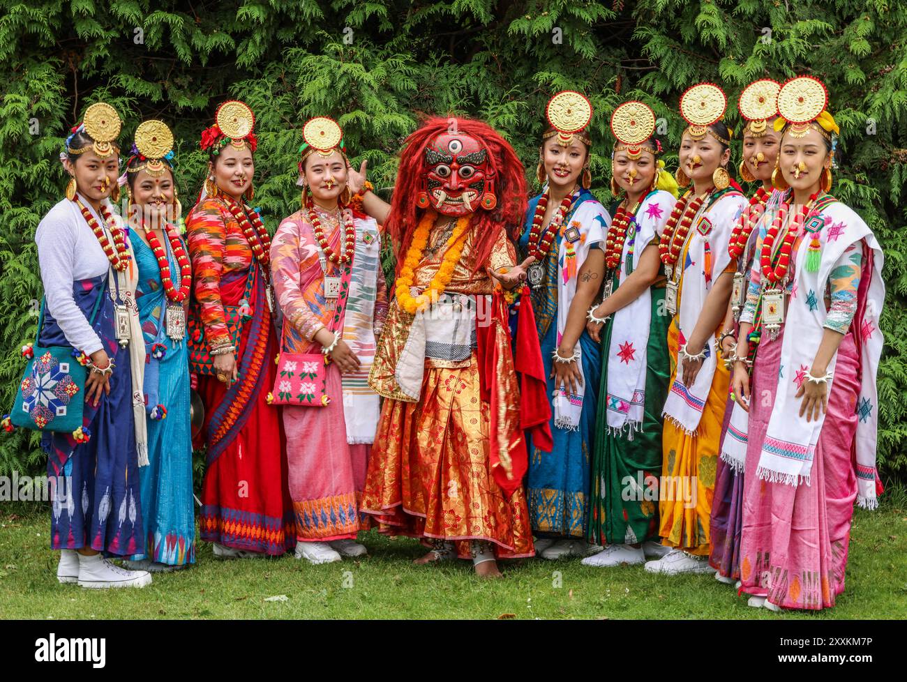 Limbu girls from nepal hi-res stock photography and images - Alamy