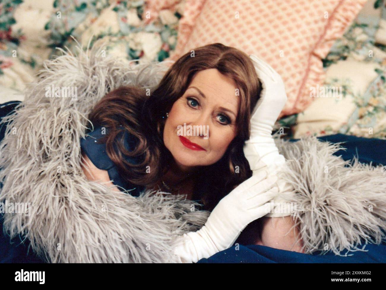 Vera duckworth hi-res stock photography and images - Alamy