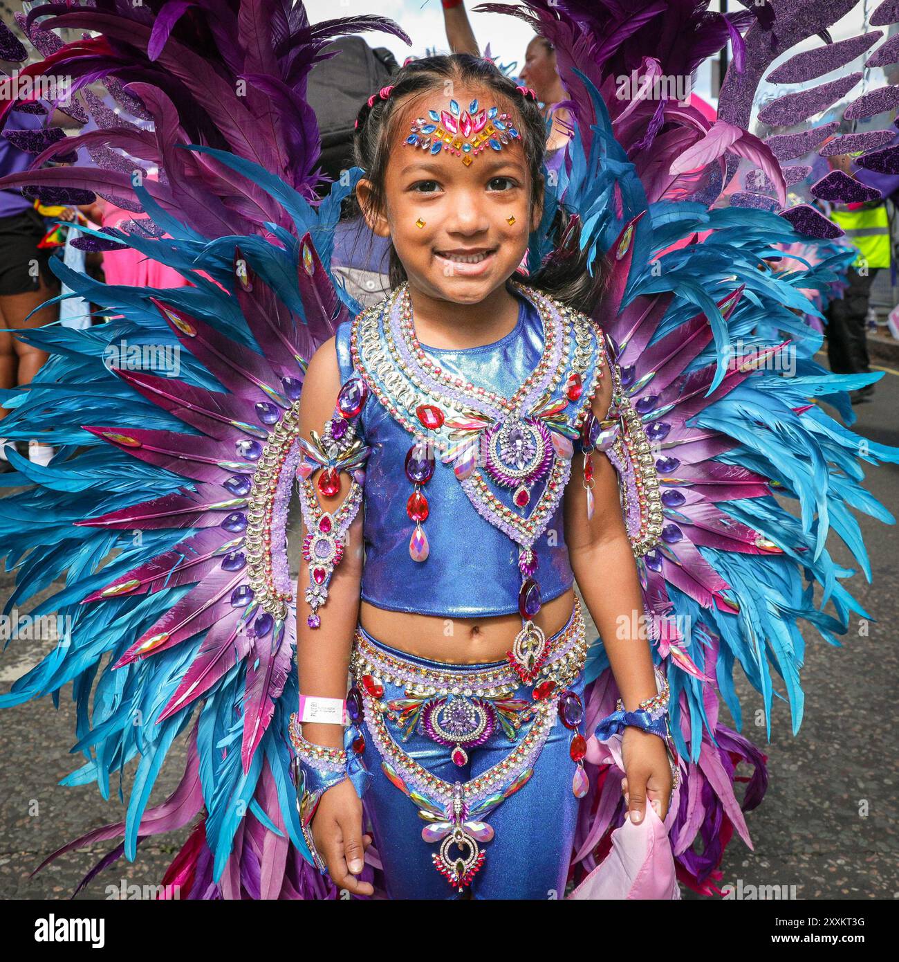 London, UK. 25th Aug, 2024. A young girl with the 'Caribbean Sessions ...