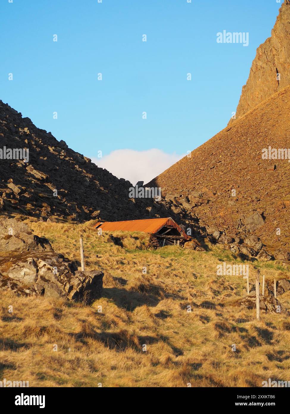 Smallhut hi-res stock photography and images - Alamy