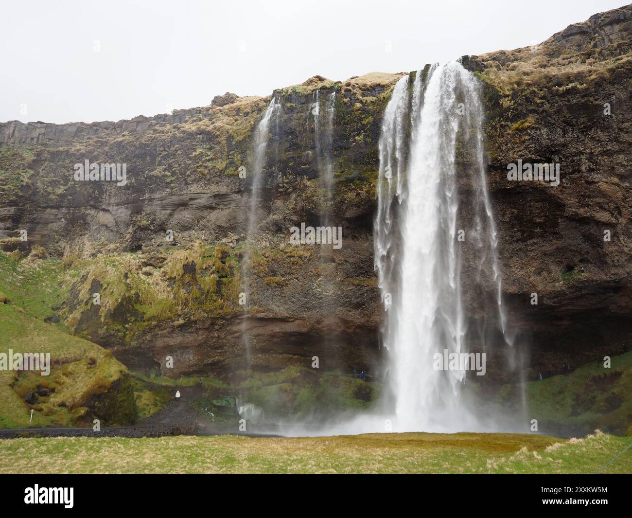 Cliffside visual hi-res stock photography and images - Alamy