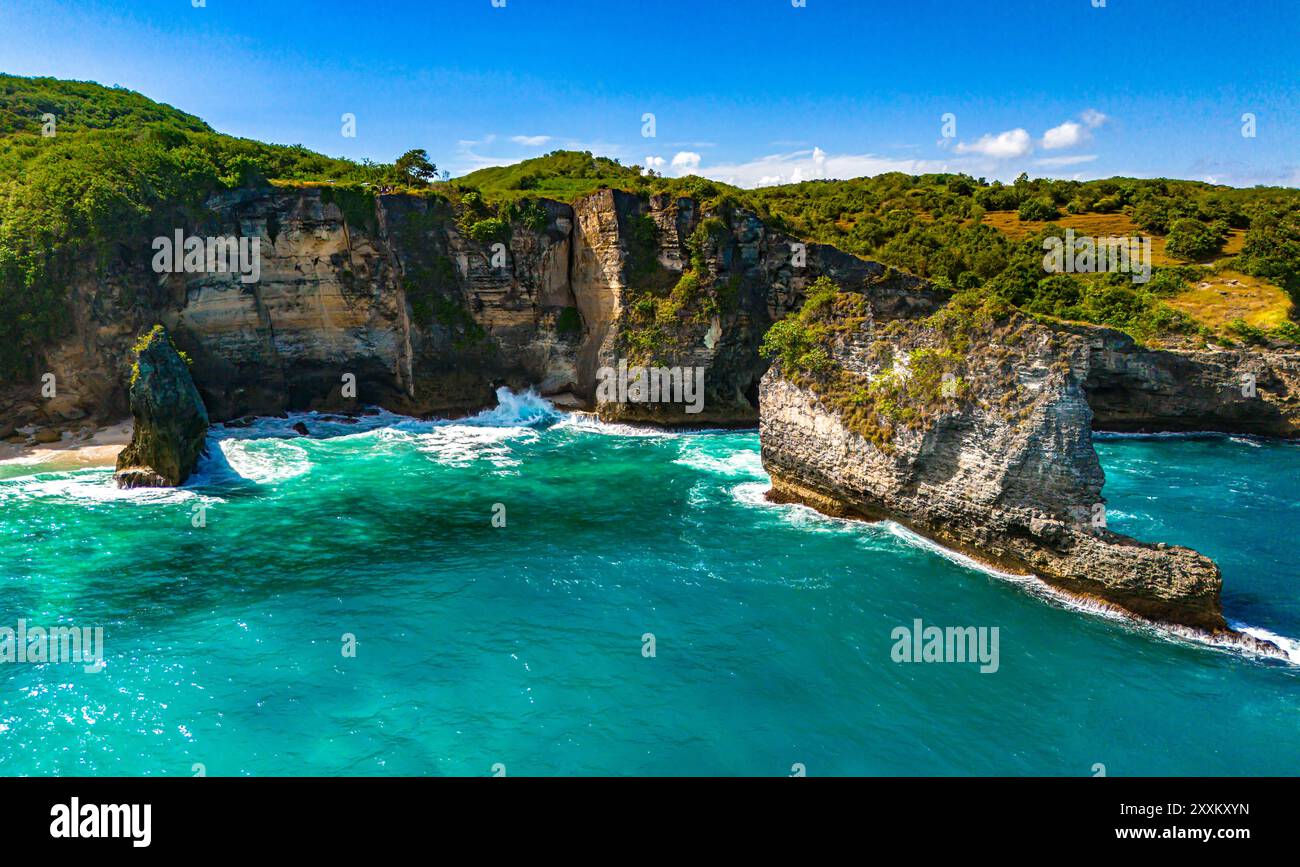 Korawa Beach on Nusa Penida Island, Indonesia Stock Photo - Alamy