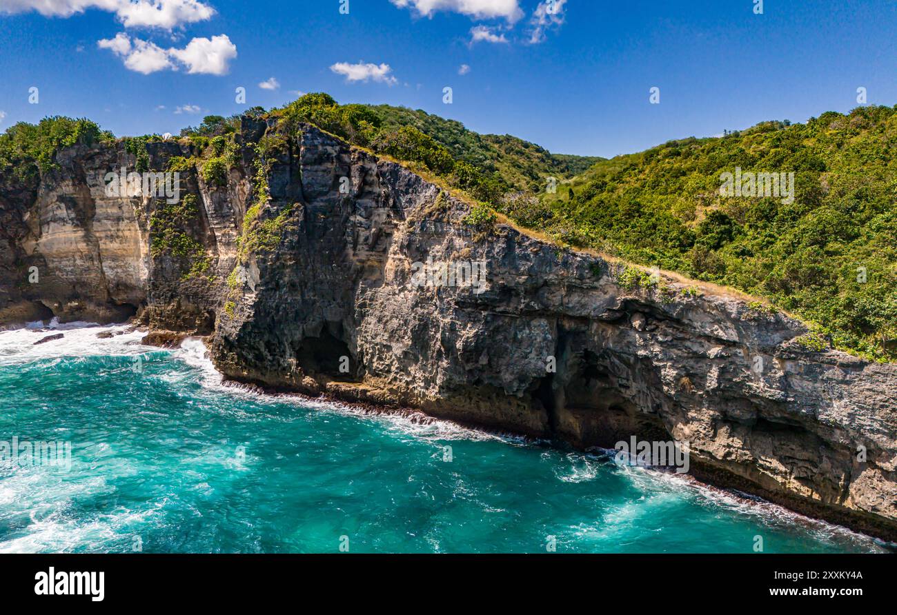 Korawa Beach on Nusa Penida Island, Indonesia Stock Photo - Alamy