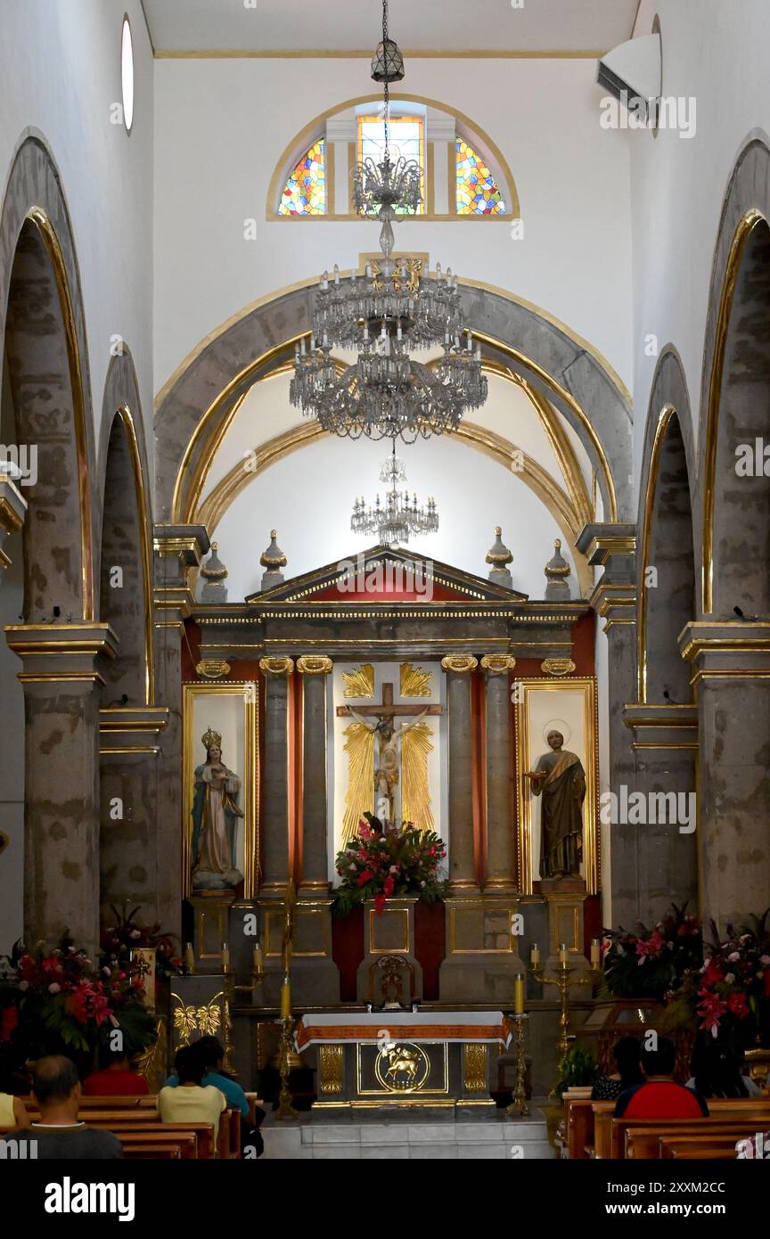 TLAQUEPAQUE, JALISCO, MEXICO: Construction of the Parroquia San Pedro ...
