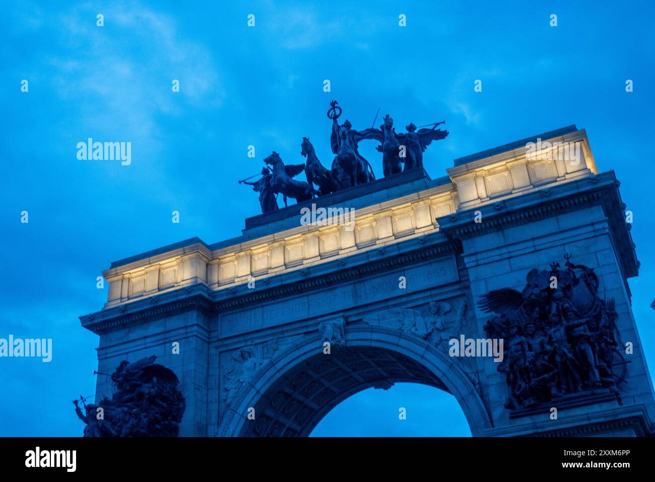 Soldiers and Sailors memorial arch in Brooklyn NYC Stock Photo - Alamy