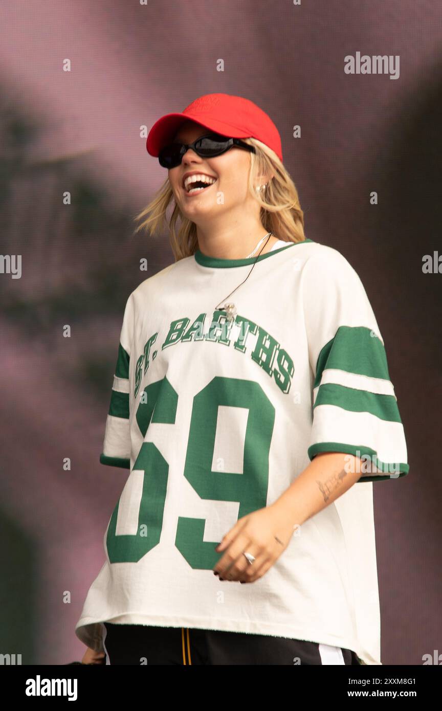 Renee rapp hi-res stock photography and images - Alamy