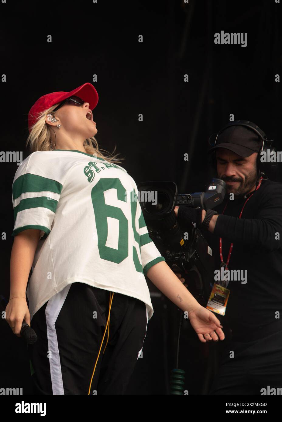 Towa bird and renee rapp hi-res stock photography and images - Alamy