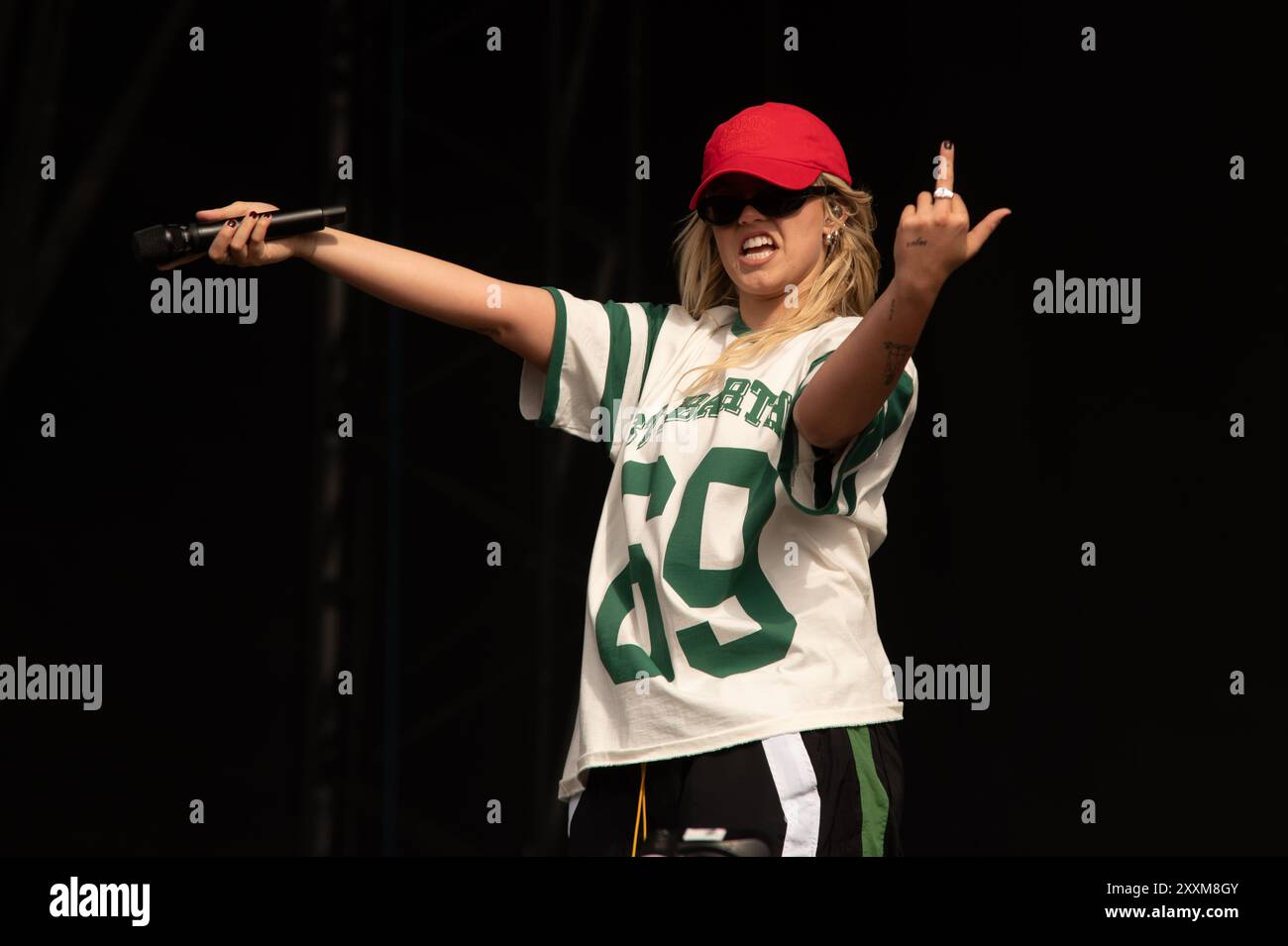 Reading, Berkshire, United Kingdom. 25th August 2024. Reneé Rapp takes ...