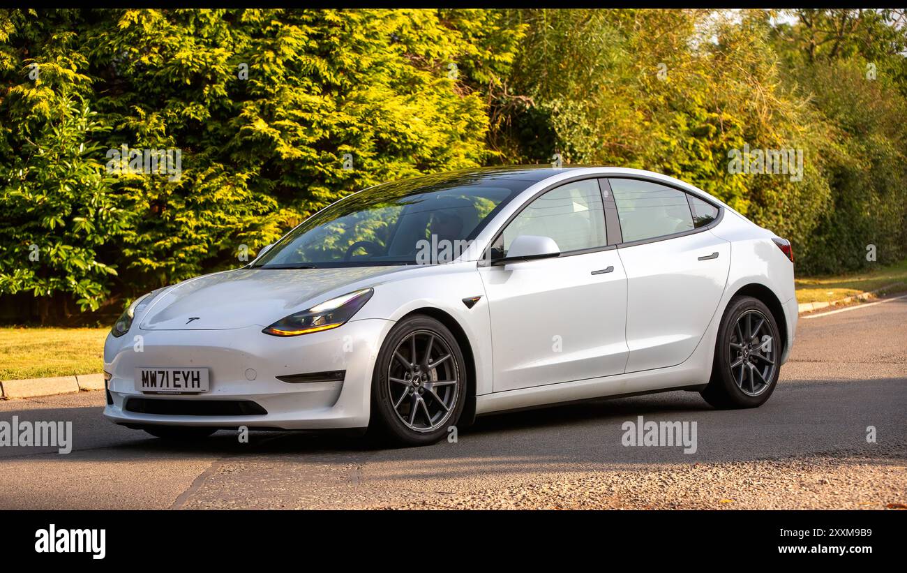 Whittlebury,Northants.,UK - Aug 25th 2024: 2021 white Tesla Model 3 ...