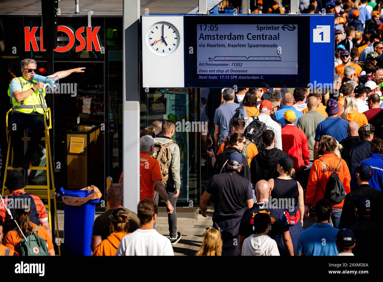 Anp zandvoort fans hi-res stock photography and images - Alamy