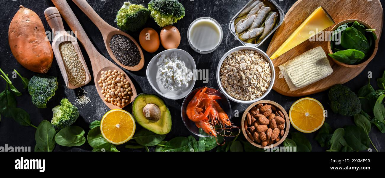 Composition with food products rich in calcium Stock Photo - Alamy