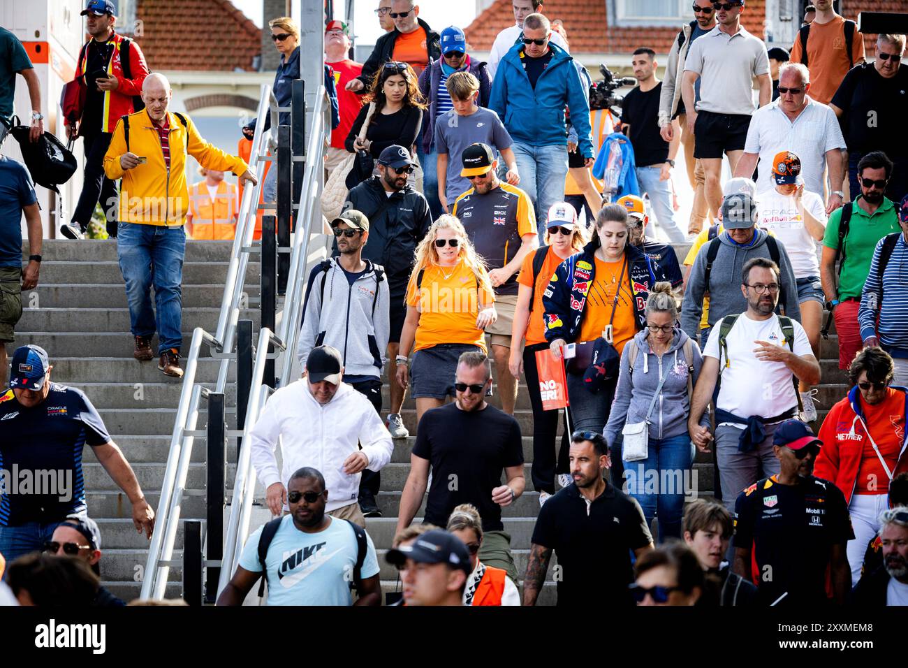 ZANDVOORT - Race fans leave Zandvoort after the Dutch F1 Grand Prix ...