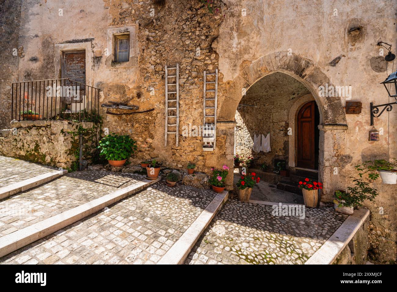The beautiful village of Colle San Magno, in the Province of Frosinone ...