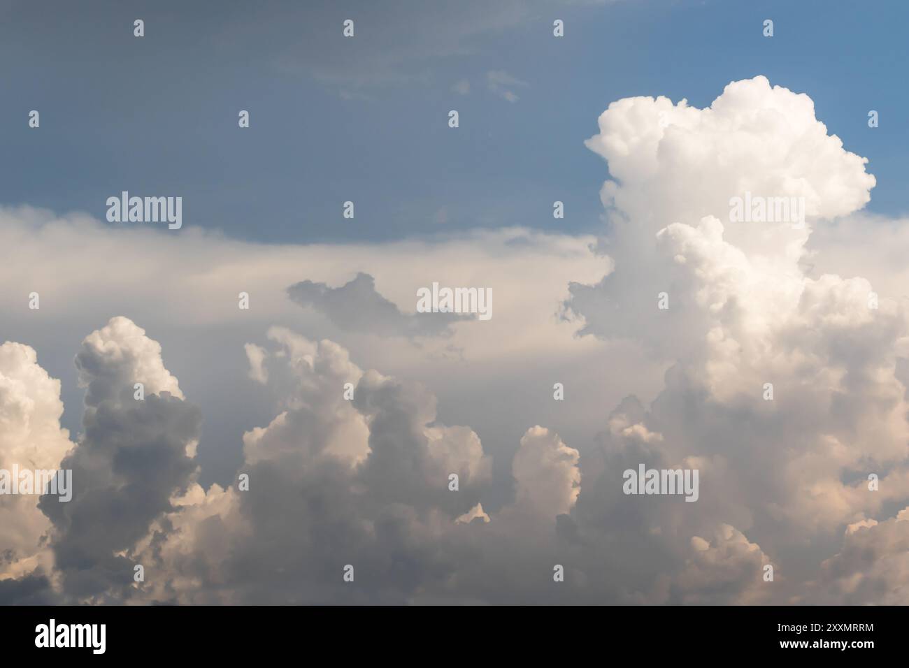 Sky before rain hi-res stock photography and images - Alamy