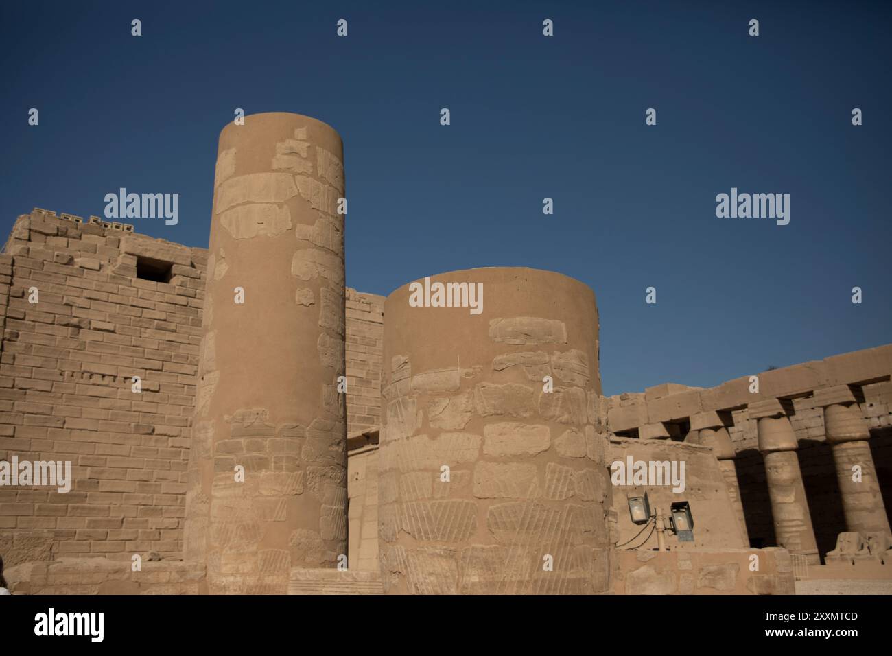 Explore the timeless ruins of Karnak and discover the echoes of ancient ...