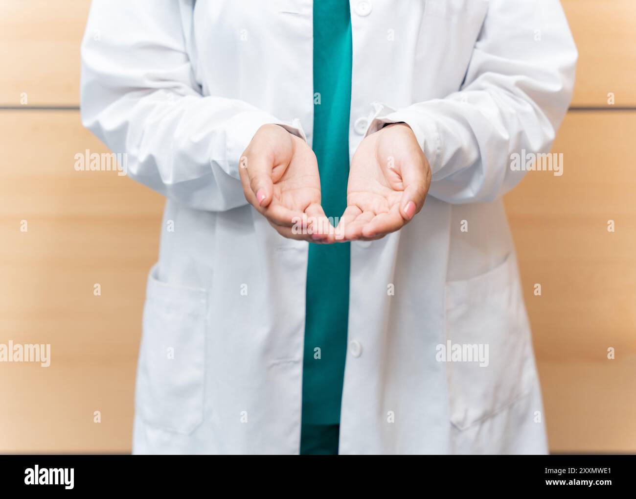 Nurse empathy hospital patient hi-res stock photography and images - Alamy