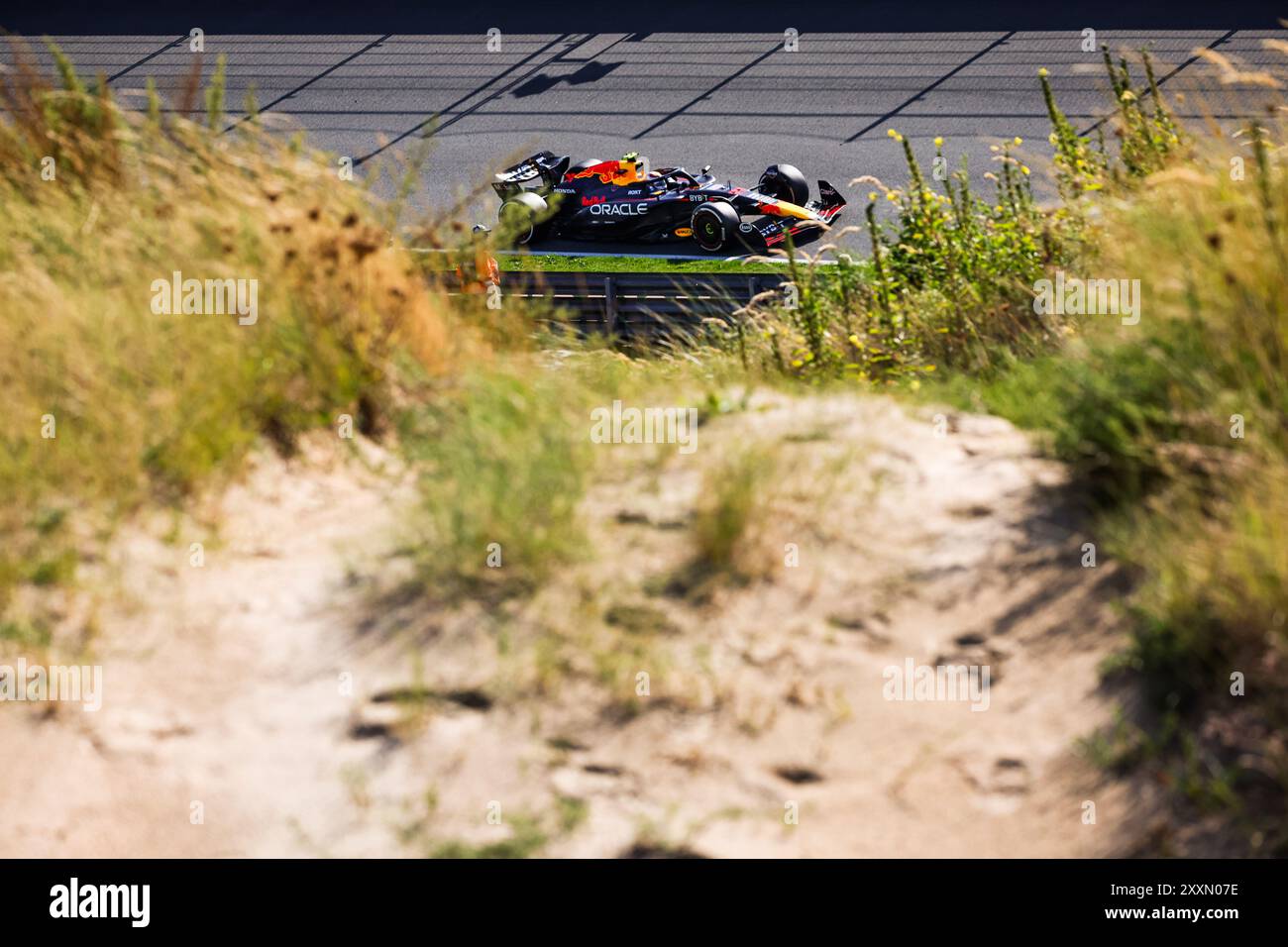 11 PEREZ Sergio (mex), Red Bull Racing RB20, action during the Formula ...
