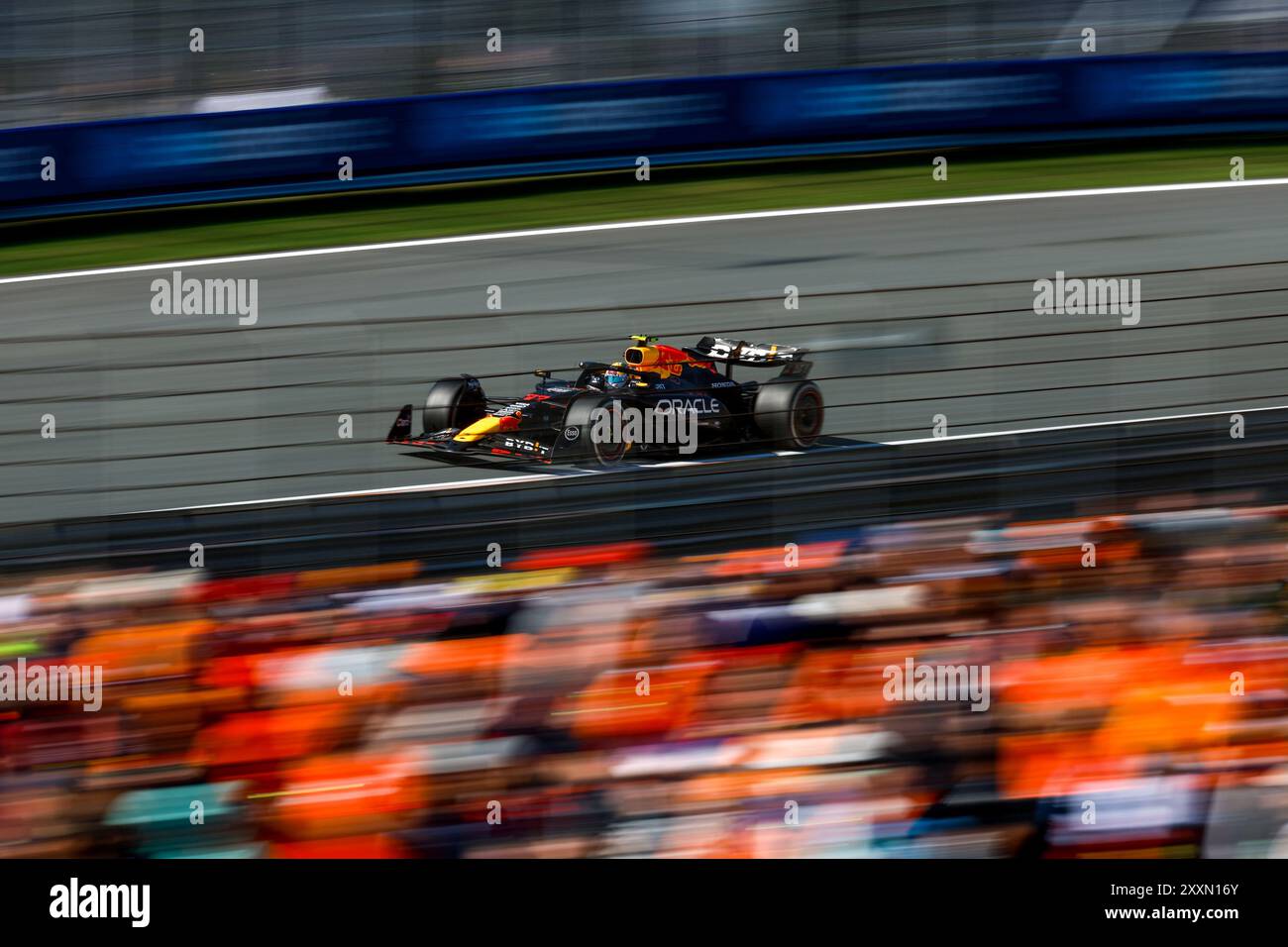 11 PEREZ Sergio (mex), Red Bull Racing RB20, action during the Formula ...