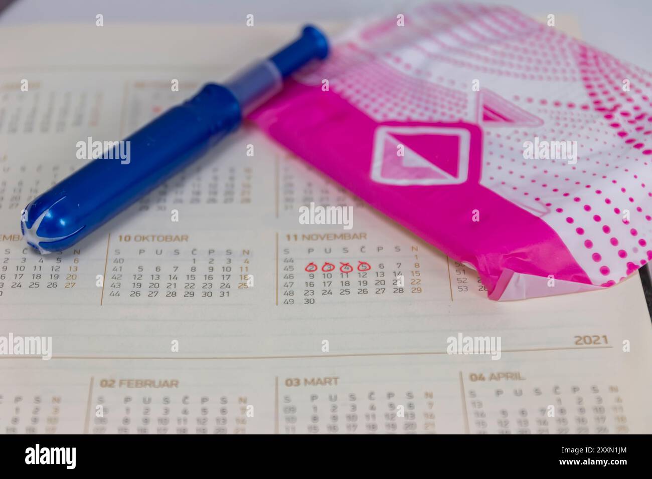 Menstrual period calendar monthly hi-res stock photography and images ...