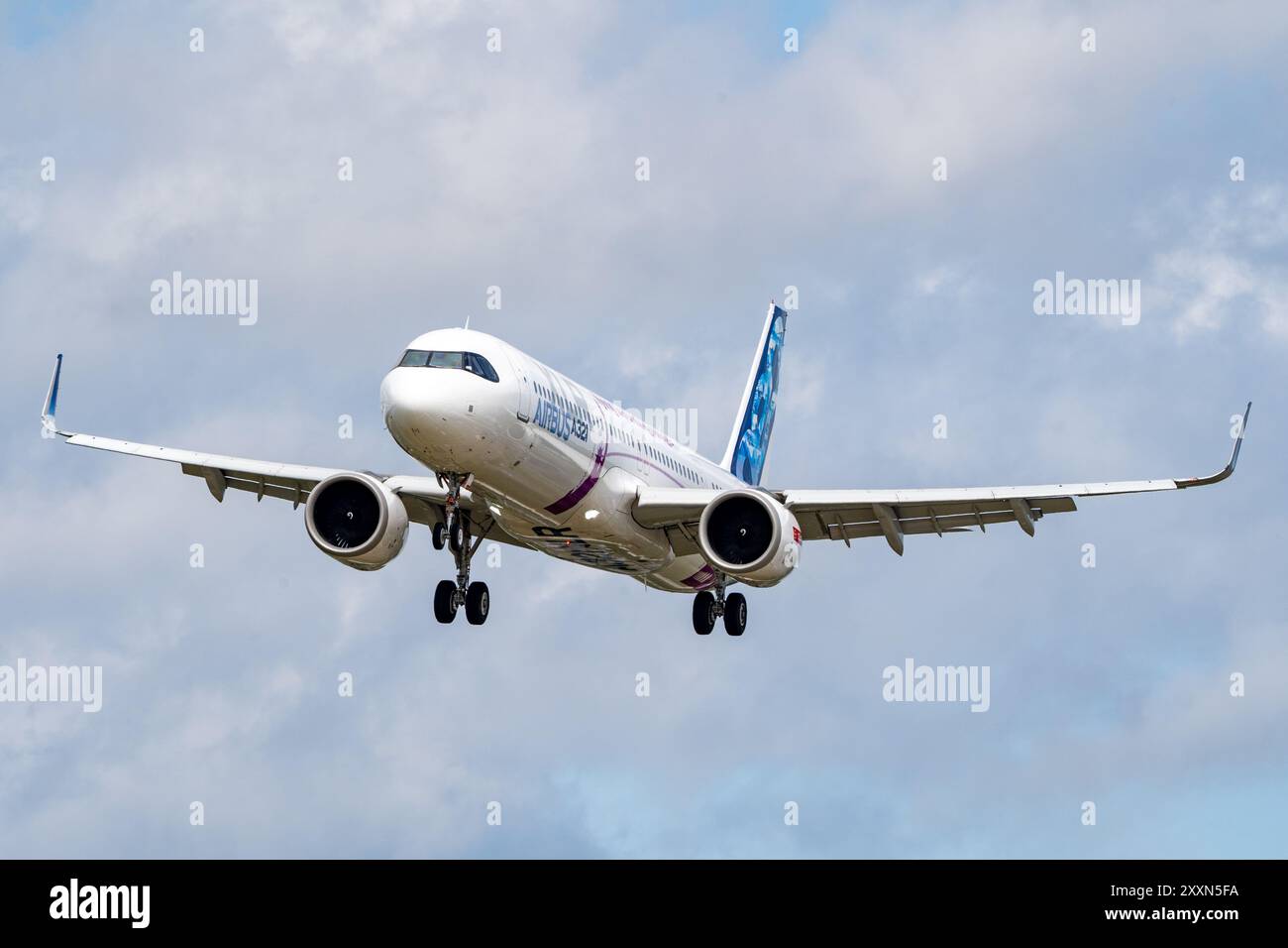 Farnborough, Hampshire - July 22nd 2024: Airbus A321-251NY F-WXLR Stock ...