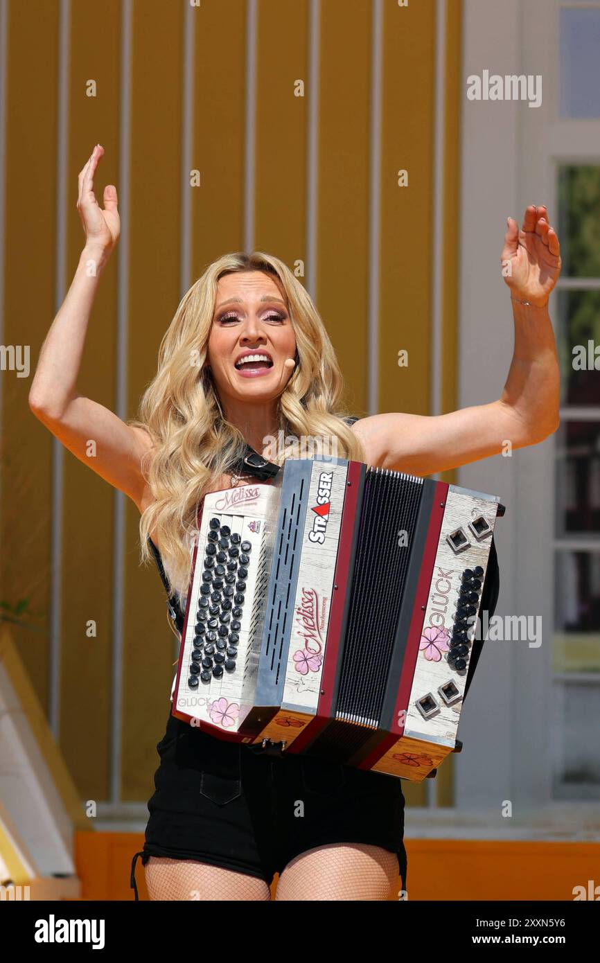 Rust, Deutschland 25. August 2024: Immer wieder Sonntags - Europapark ...