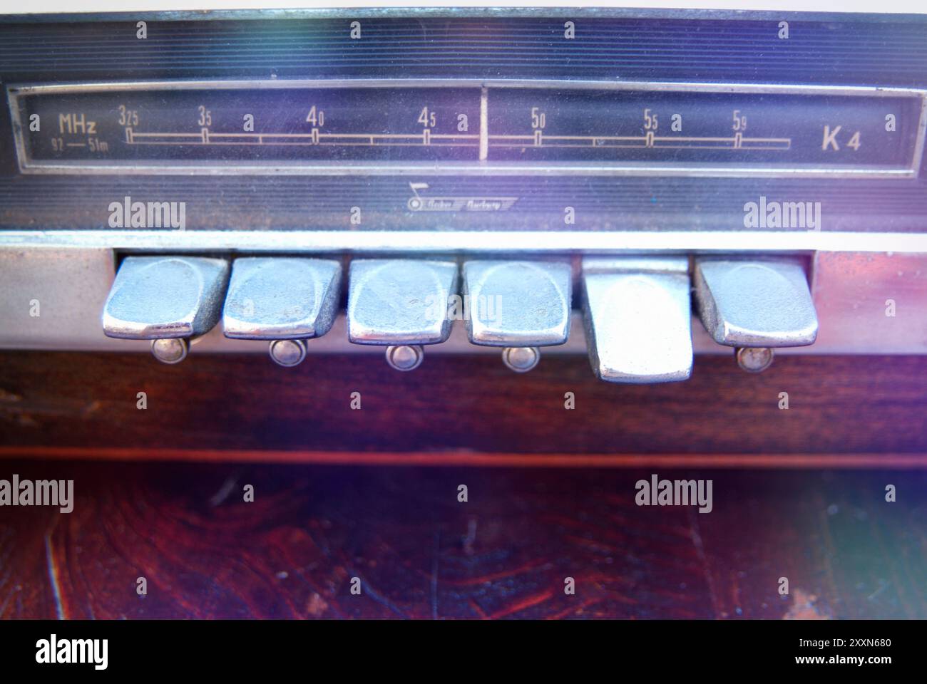 Vintage Mercedes Benz car radio Stock Photo - Alamy