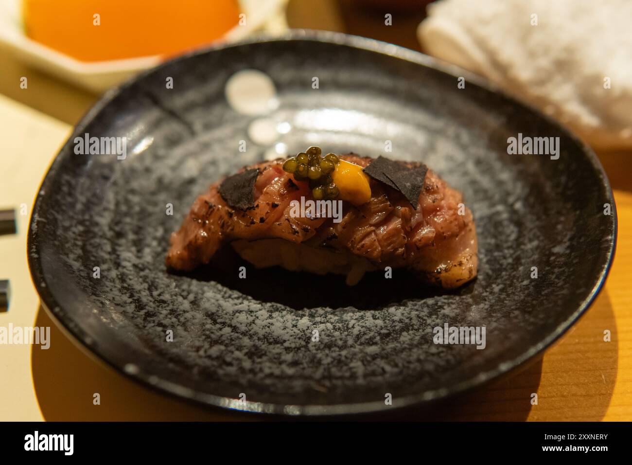 Seared wagyu beef sushi hi-res stock photography and images - Alamy