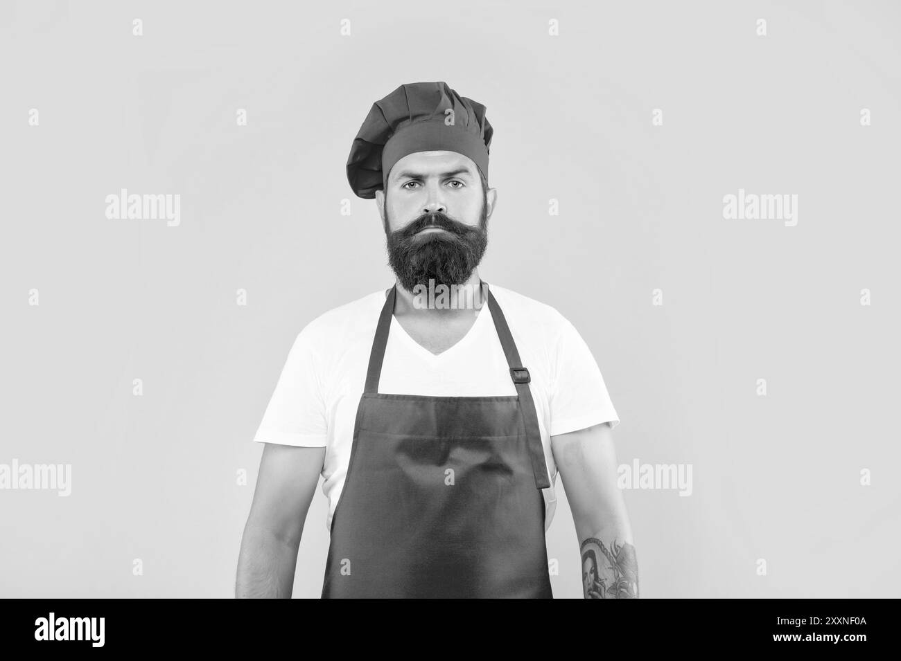 Senior man in chef Black and White Stock Photos & Images - Alamy