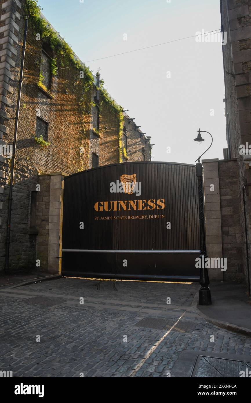 Dublin City Center Stock Photo - Alamy