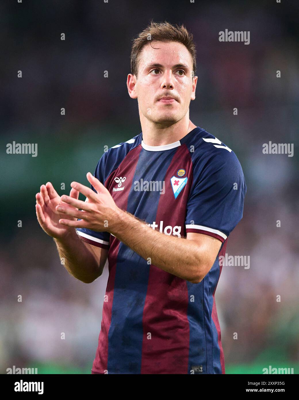 Jon Bautista of SD Eibar looks on during the La Liga Hypermotion match ...