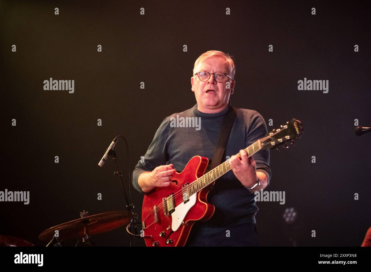 Norman Blake of Teenage Fanclub performing at OVO Hydro, Glasgow 23rd ...