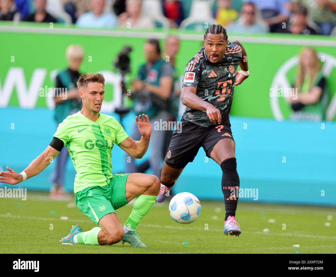 WOLFSBURG, GERMANY - AUGUST 25: Serge Gnabry of FC Bayern Muenchen ...